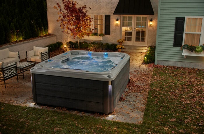 Best 6-Person Hot Tubs in New Jersey - Editor's Pick (2025)